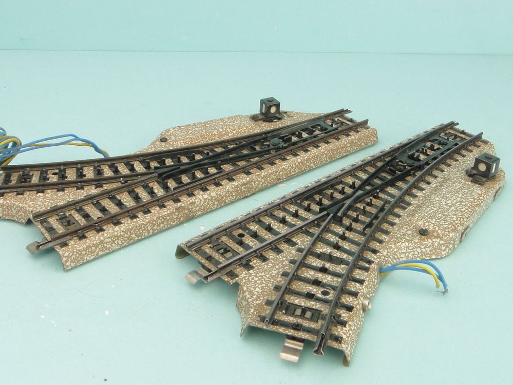 Märklin M-Gleis 5119/5119 elektr. Weichenpaar (Gebraucht) in Bülach für ...