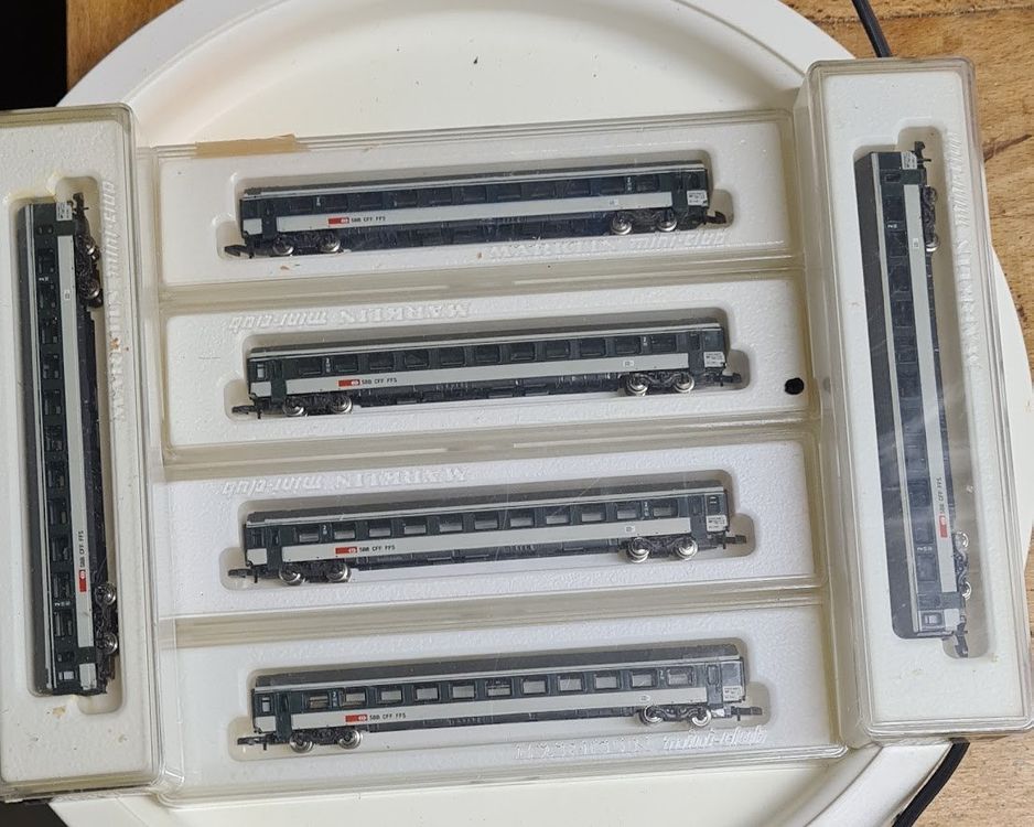 6 x Märklin 8746 Z Eurofima Schnellzugwagen 2 Kl SBB (Gebraucht) in ...