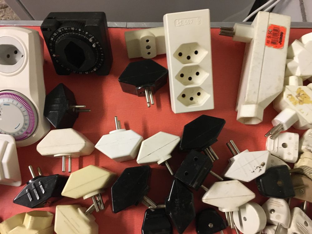 Lot Restposten verschiedene Elektro-Stecker, Schalter30Stück | Kaufen ...