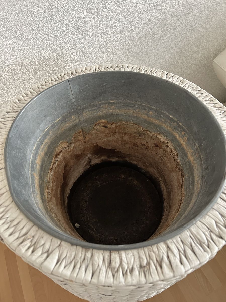 Grosser Übertopf, geflochten, weiss (Gebraucht) in Zürich für CHF 40 ...