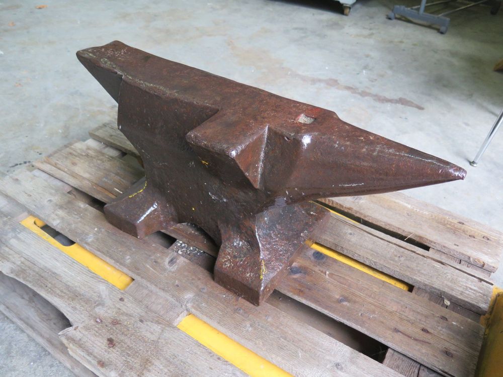 Grosser Schwerer Amboss | Kaufen auf Ricardo