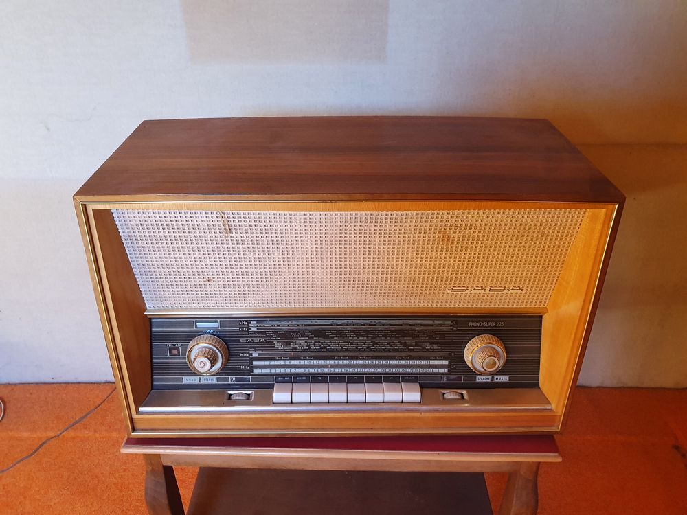 Radio Antik (Gebraucht) in Muhen für CHF 15 – nur Abholung auf Ricardo ...