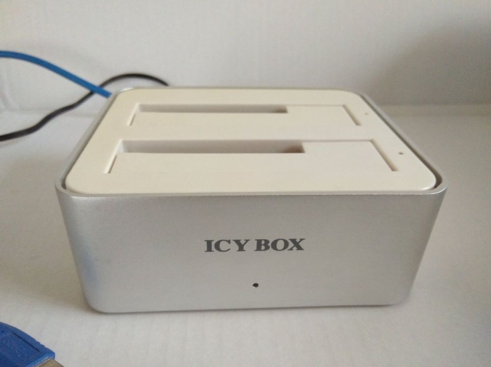 HARDDISK USB DOCKING STATION ICY BOX IB-120STU3-WH (Gebraucht) in Bern ...
