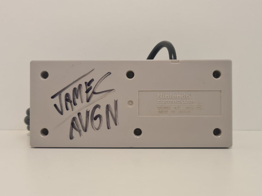 Angry Video Game Nerd AVGN James Rolfe Signierter Controller (Gebraucht ...