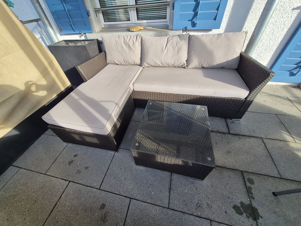 Gartenlounge Rattan beige/braun mit Tisch (Gebraucht) in Urdorf für CHF 35 – nur Abholung auf ...