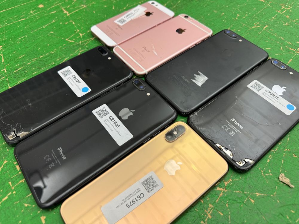 7x iPhone Bundle | Kaufen auf Ricardo