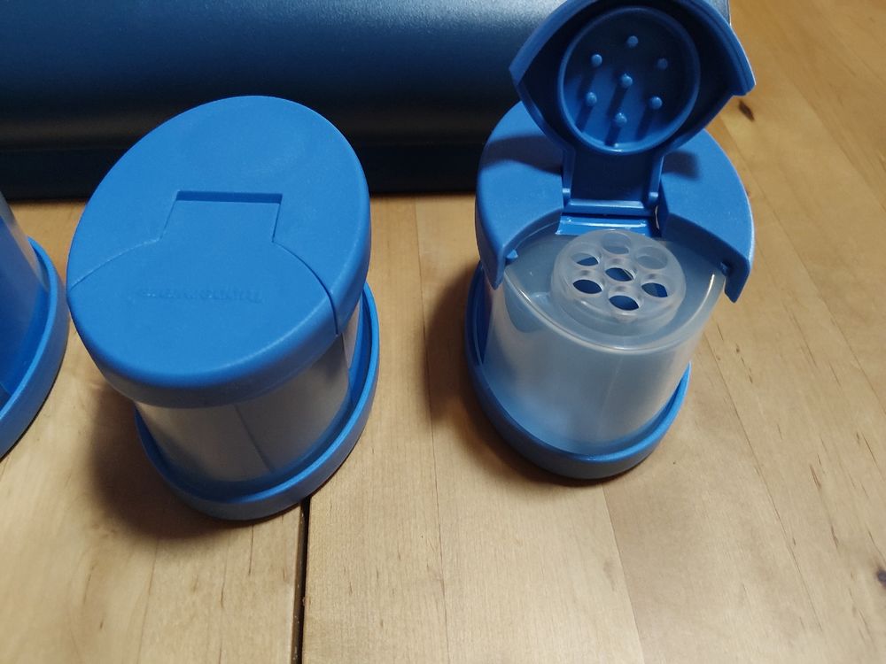 Tupperware Gewürze Regal Top Zustand (Gebraucht) in Bertschikon Gossau ...