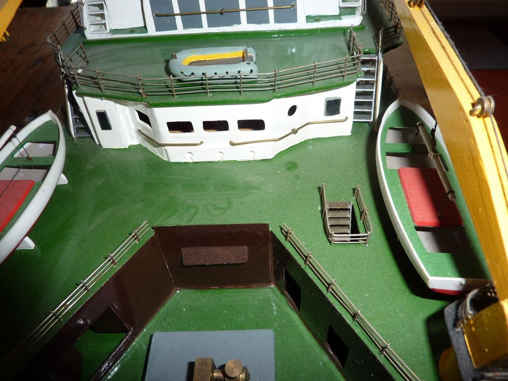 Modellschiff Smith Rotterdam (Gebraucht) in Zuerich für CHF 100 – nur Abholung auf Ricardo kaufen