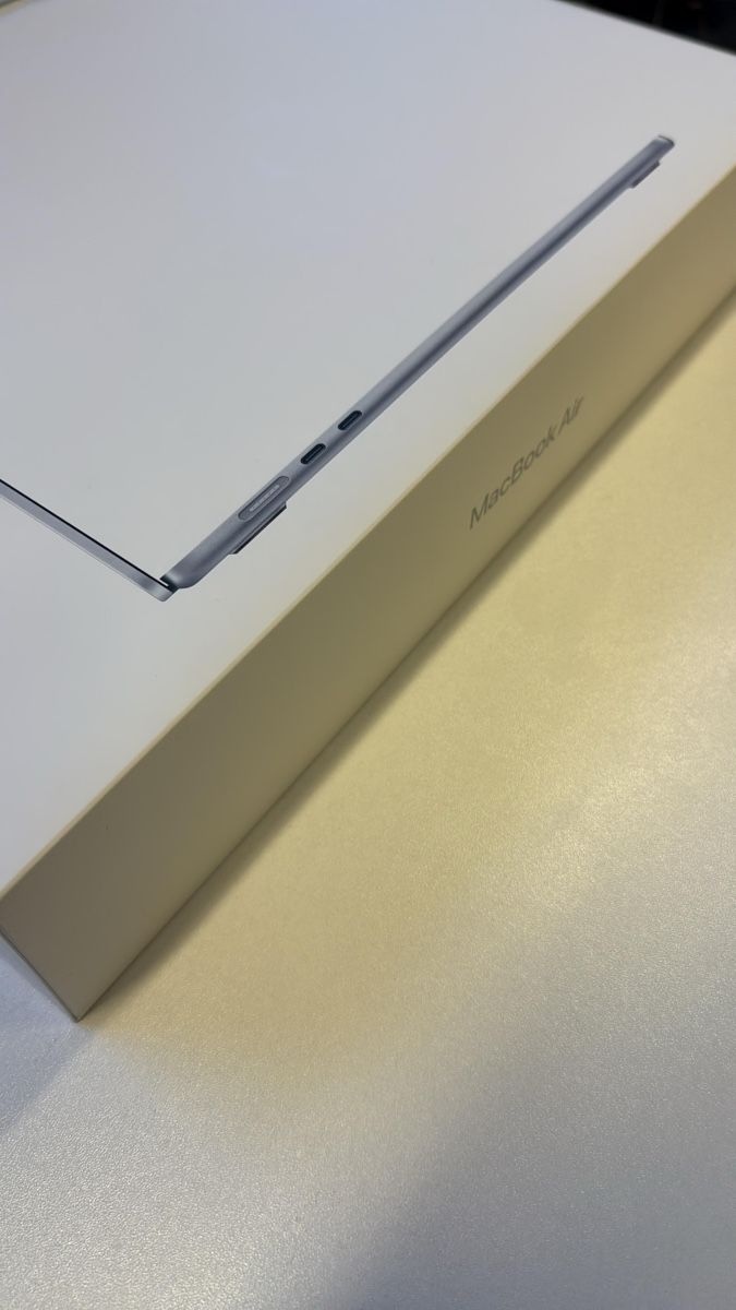 Apple MacBook Air 15,2025 M4, 24 GB,512 GB Sky Blue NEU (Neu und ...