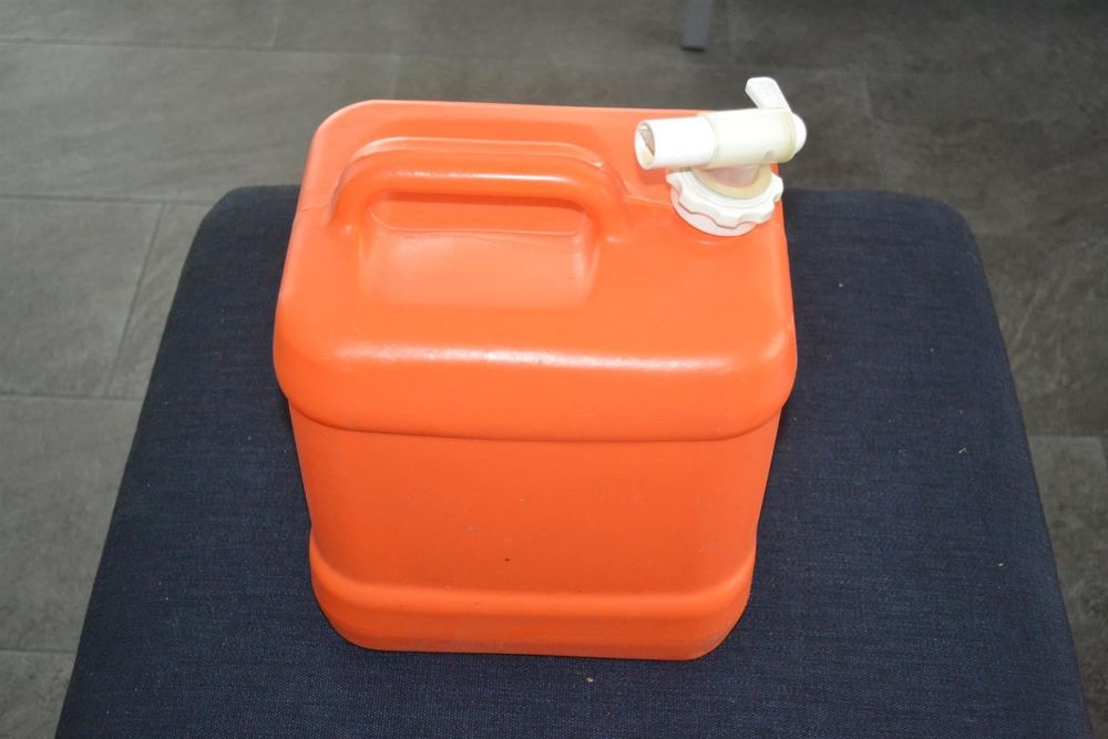 Wasserkanister 10 Liter | Kaufen auf Ricardo
