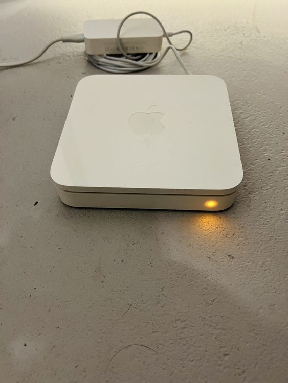 Apple AirPort Extreme Base Station (Model A1408) (Gebraucht) in ...