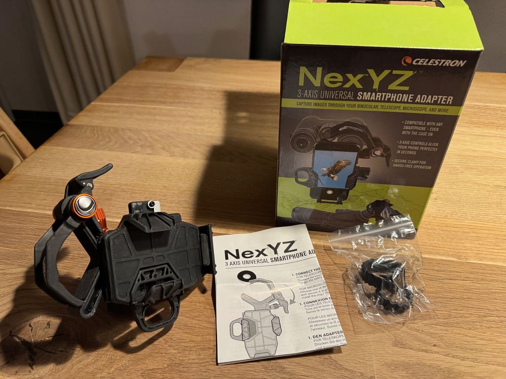 Celestron NexYZ 3-Axis Universal Smartphone Adapter (Gebraucht) in ...