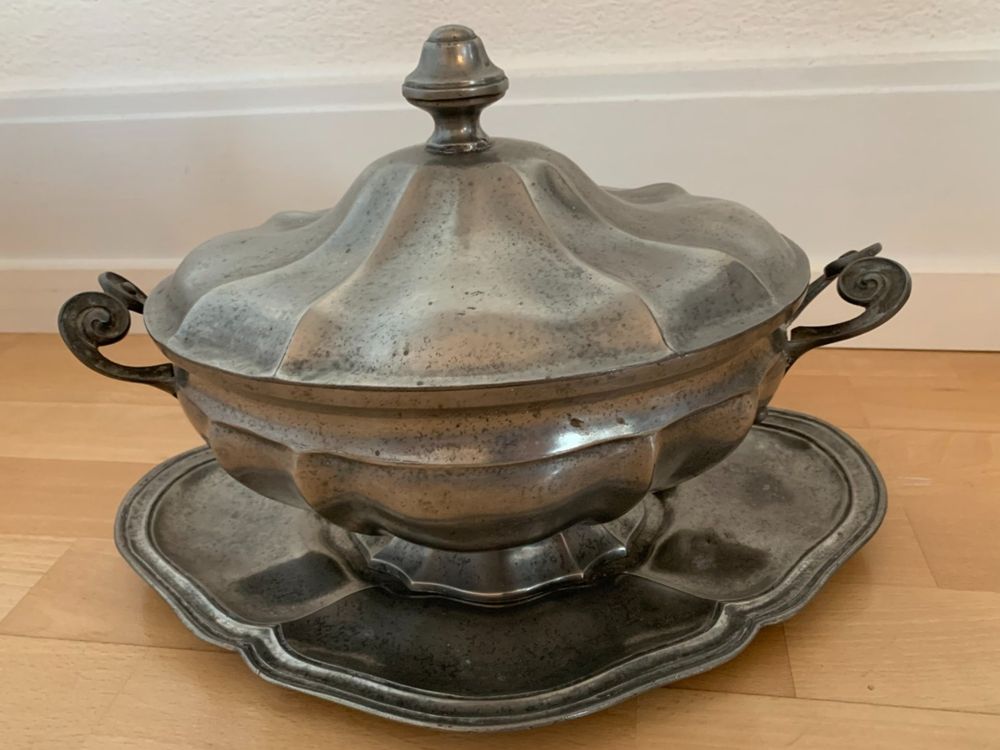 antike Zinn Schüssel mit Deckel und Platte | Kaufen auf Ricardo