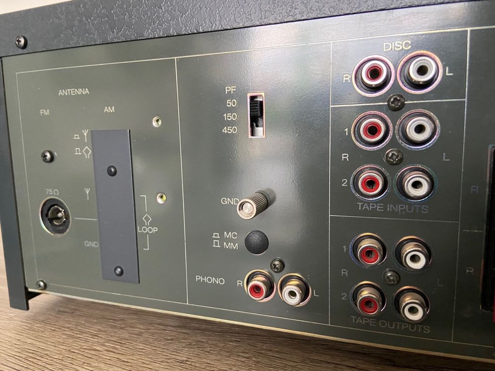 Revox B285 Receiver (Defekt) in Heerbrugg für CHF 256 – mit Lieferung auf Ricardo kaufen