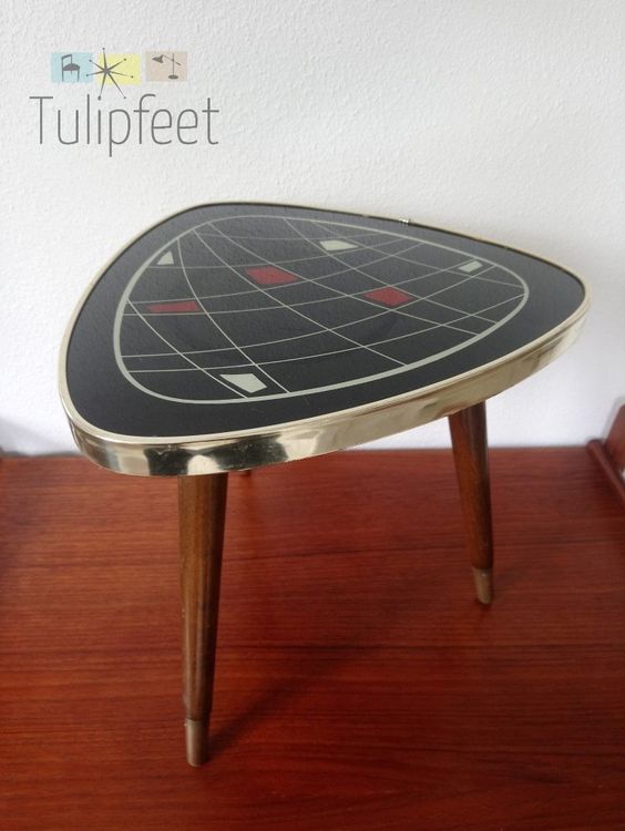 Designklassiker Retro 50er Jahre Blumenhocker * Nierentisch (Gebraucht) in Reinach BL für CHF 75 ...