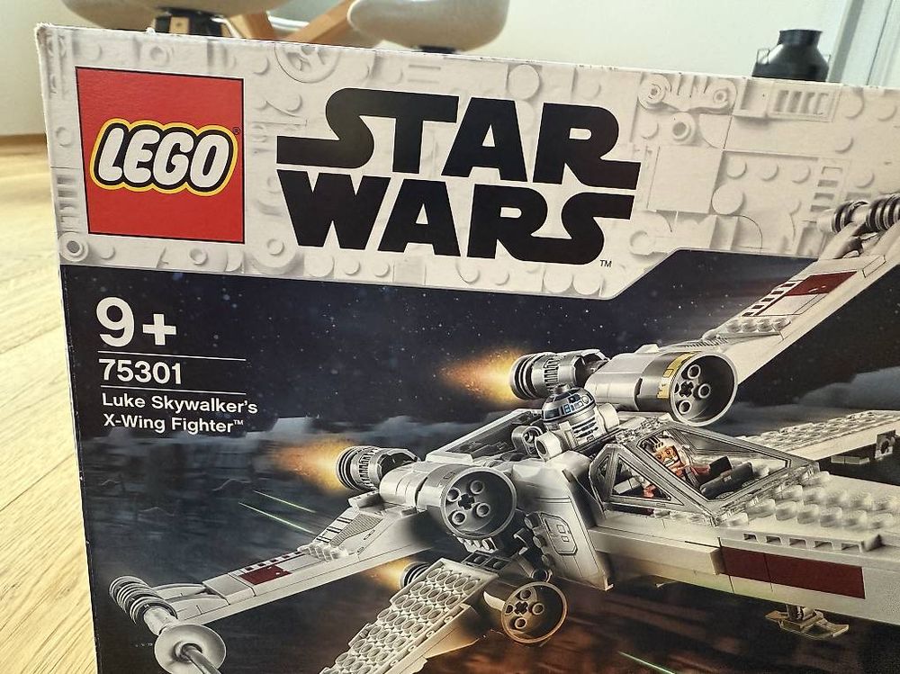 Lego Star Wars 75301 Luke Skywalker X Wing Fighter (Gebraucht) in ...