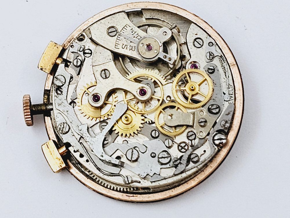 Landeron Chronograph Uhrwerk mit Angelus Zifferblatt (Gebraucht) in ...