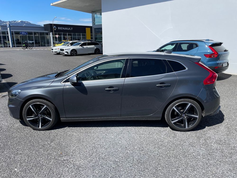 Volvo V40 D4 R-Design | Kaufen auf Ricardo