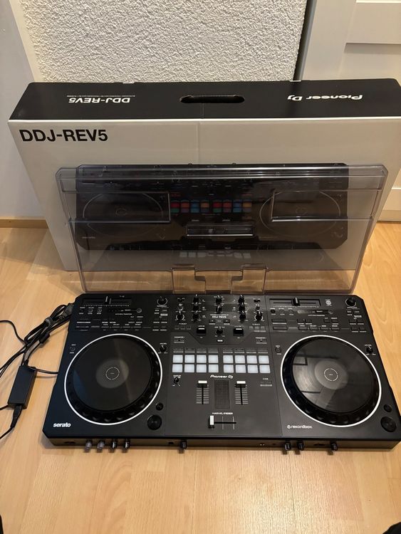 Pioneer DDJ-REV5 DJ-Controller wie neu OVP + Decksaver (Gebraucht) in ...