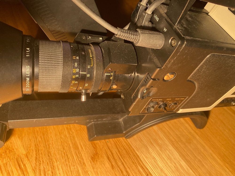 Sony Color Video Camera DXC-1800P (Gebraucht) in Zürich für CHF 195 ...