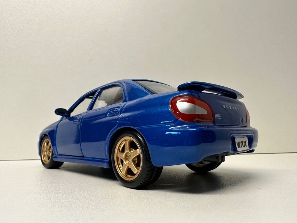 Subaru Impreza WRX (Bugeye) 1:24, blau, Bburago, inkl. OVP (Gebraucht) in Strengelbach für CHF ...
