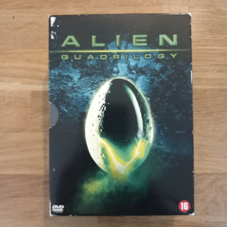 ALIEN QUADRILOGY - 4 DVD (Gebraucht) in Yverdon-les-Bains für CHF 3 – mit Lieferung auf Ricardo ...