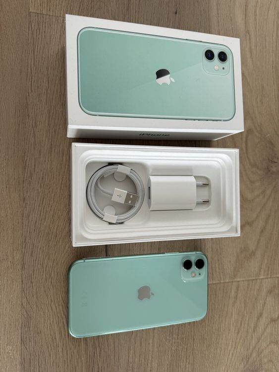 iPhone 11 mit 64Gb, beautiful green/ mint | Kaufen auf Ricardo