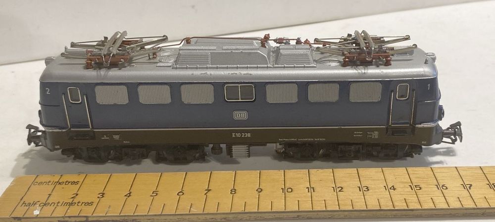 Märklin 3039 E-Lok/locomotive électrique DB E10 238 | Kaufen auf Ricardo