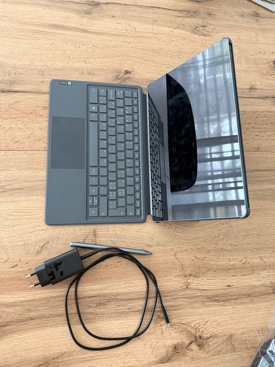 LENOVO Idea Tab Pro + Keyboard, Backcover & Touchpen (Neu (gemäss ...