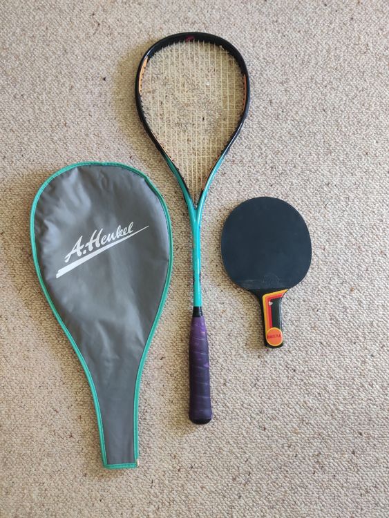 A. Heukel Squash Racket + Ping Pong Paddle Set. (Gebraucht) in ...