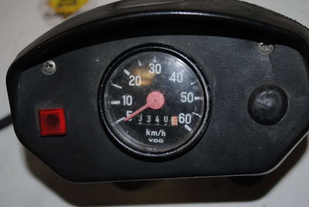 Cockpit Tacho Lampe Scheinwerfer CEV Mofa Töffli Sachs Puch (Gebraucht) in Subingen für CHF 99. ...