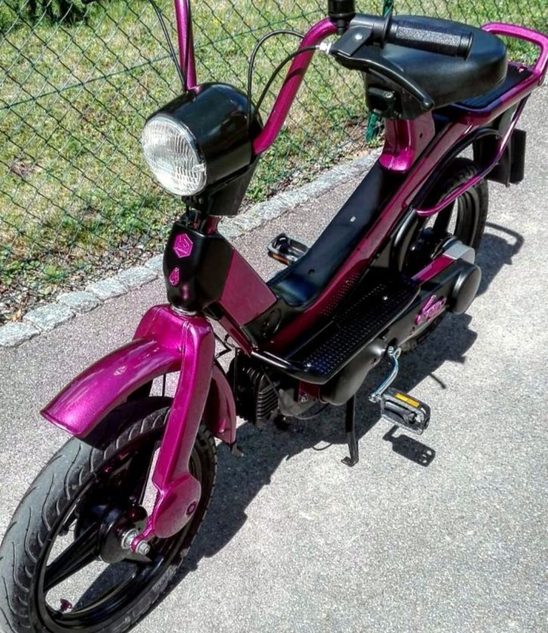 Aktion 48h 🥳 🥳 Piaggio Grillo in Aston Martin Farbe Neu... (Neu (gemäss ...