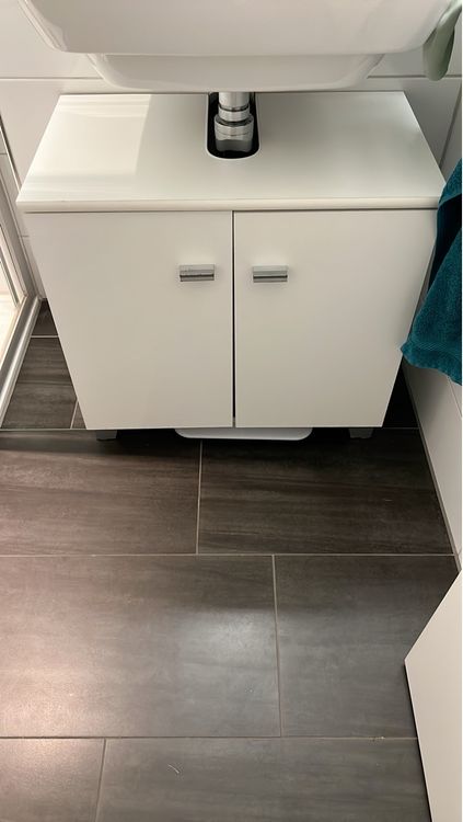 White bathroom vanity unit (Neu (gemäss Beschreibung)) in Effretikon ...