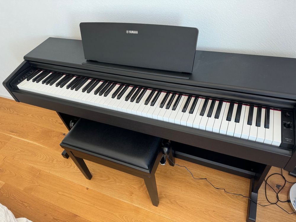 Yamaha Arius YDP-144 (Gebraucht) in Benken SG für CHF 640 – nur Abholung auf Ricardo kaufen