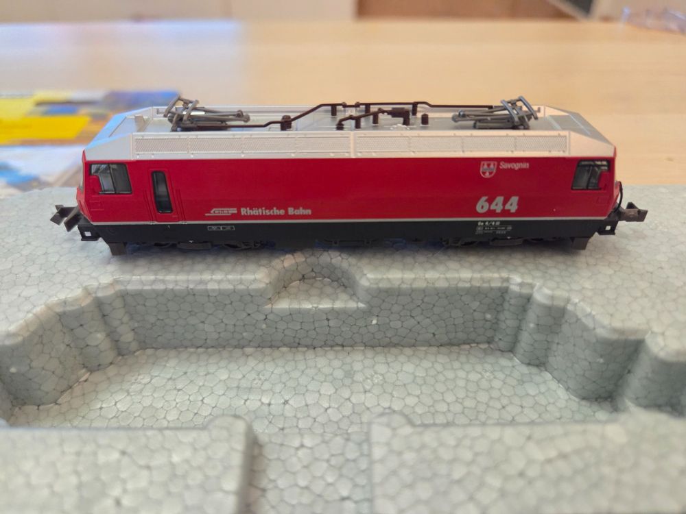 Kato N 10-1145 E-Lok Set Glacier Express (Neuf avec emballage d'origine) à St-Aubin-Sauges pour ...