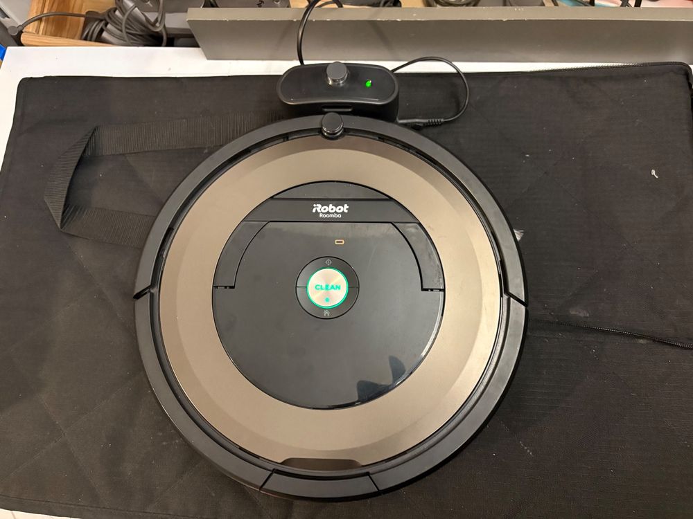 iRobot Roomba 896 (Defekt) in Lausen für CHF 18 – nur Abholung auf ...