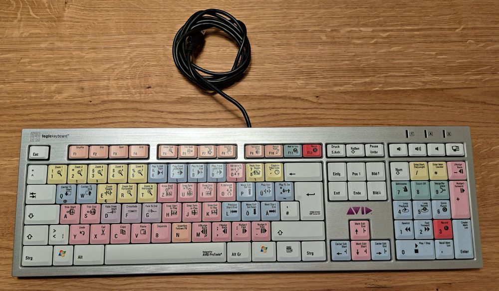 AVID LogicKeyboard USB Video Editing Keyboard LXH-JME7596H (Gebraucht ...
