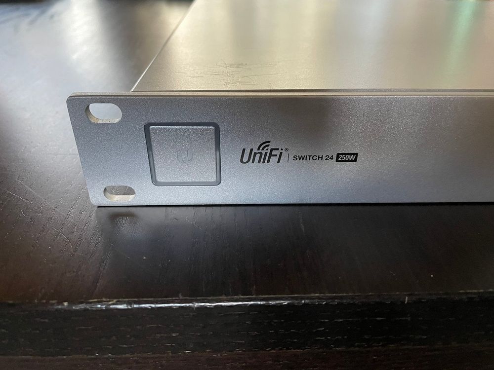 Ubiquiti Unifi US-24-250W Switch 24 Ports (Gebraucht) in Tann für CHF ...