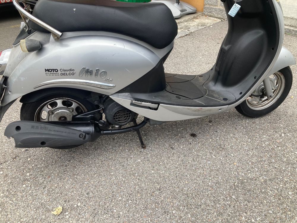 Roller Sym Mio 100 in gut zustand jahre 2007 (Gebraucht) in Castione ...