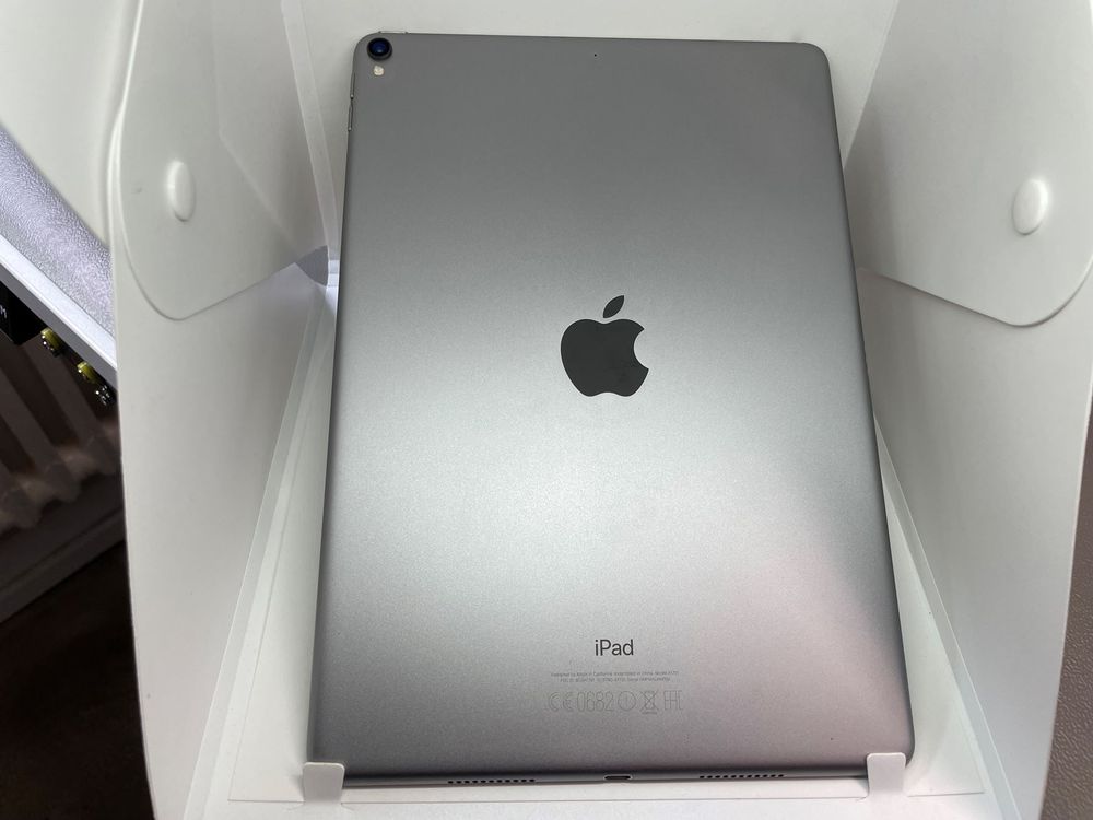 iPad Pro (2017) 256 GB Wi-Fi | Kaufen auf Ricardo