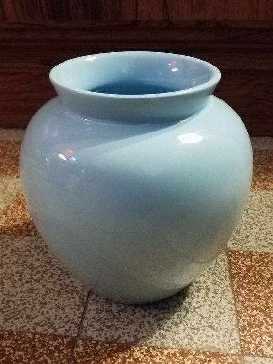 Bauch-Vase hellblau Rössler? (Gebraucht) in Genève für CHF 16 – mit ...