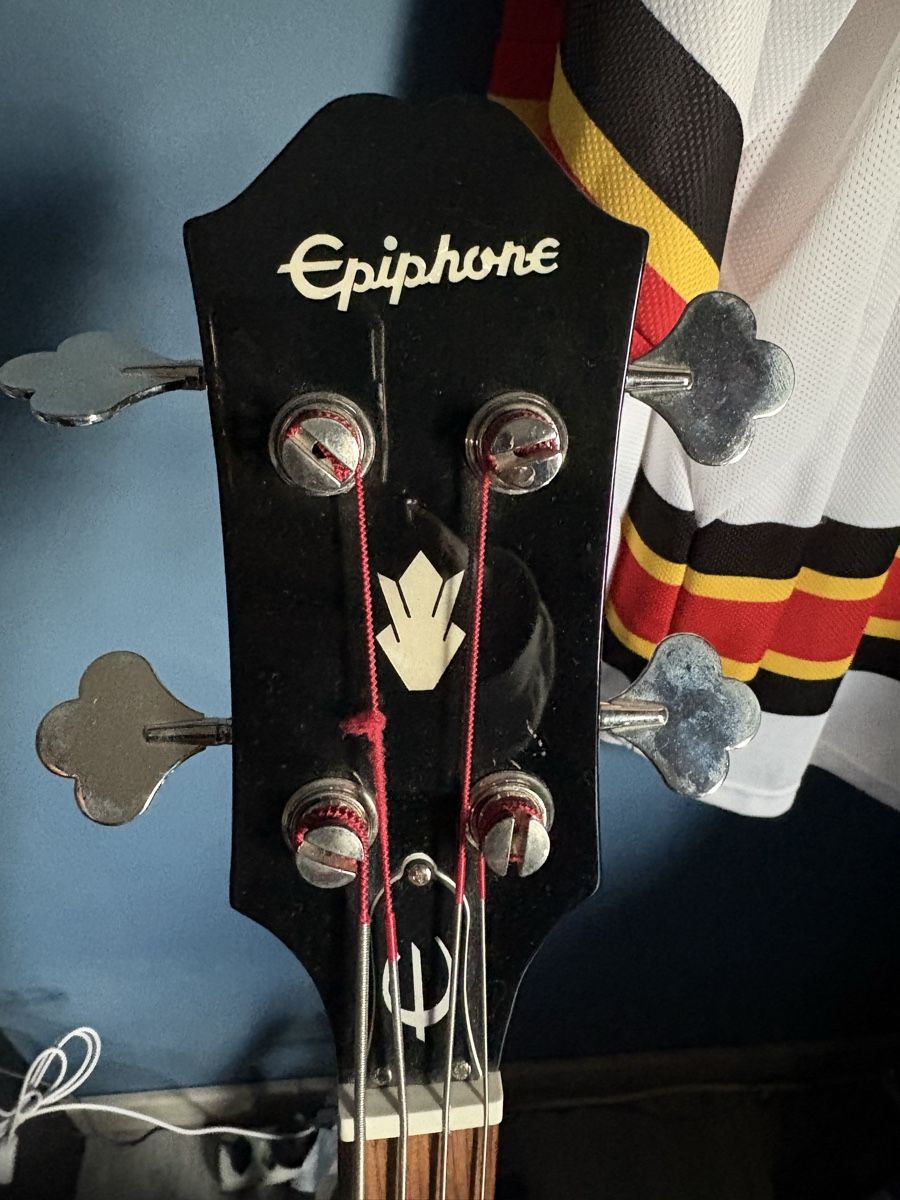 Epiphone EB3 Bass (D'occasion) à Avenches pour CHF 180 – retrait ...