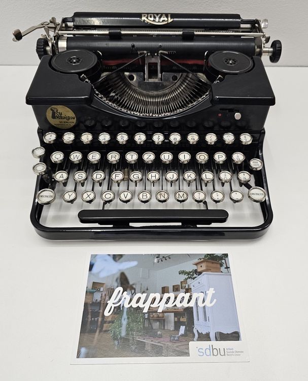 Vintage Schreibmaschine, Royal Portable, schöner Zustand. (Gebraucht) in Dübendorf für CHF 30 ...