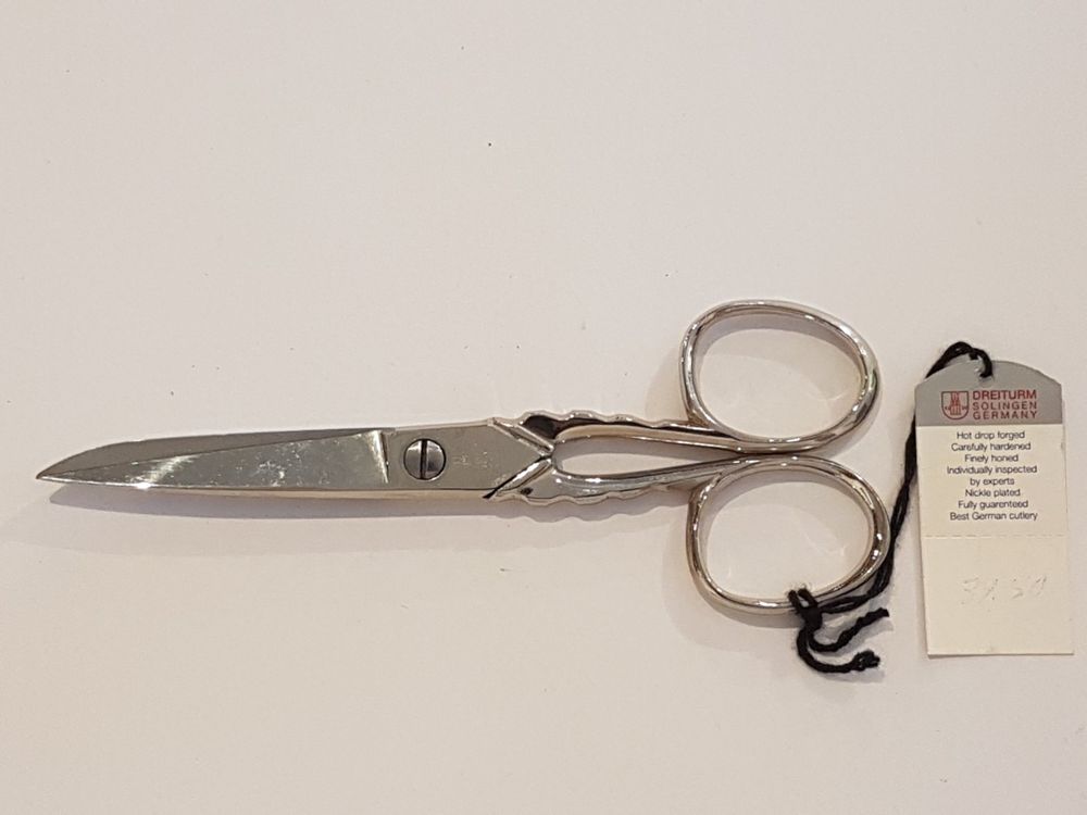 Schere Dreiturm Solingen (Gebraucht) in für CHF 8 – mit Lieferung auf ...