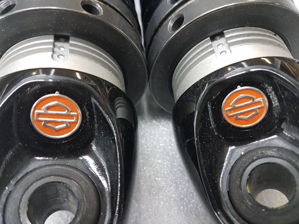 Harley-Davidson Sportster Stossdämpfer (Gebraucht) in für CHF 200 – mit ...