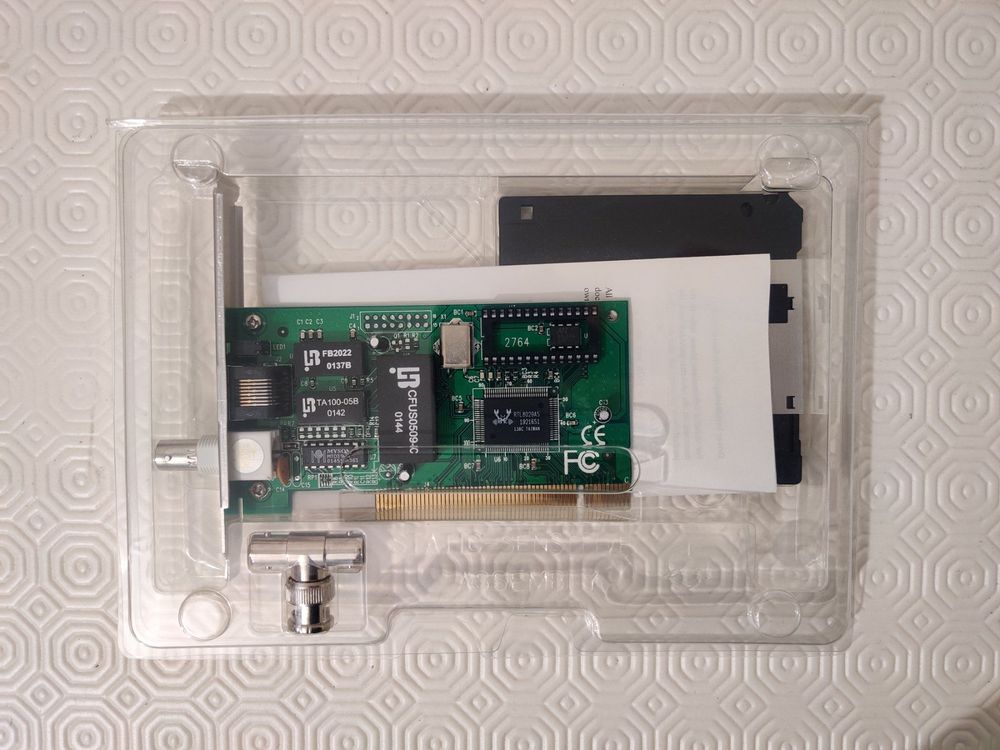 Ethernet and BNC Network Card PCI (Neu und originalverpackt) in Meyrin ...