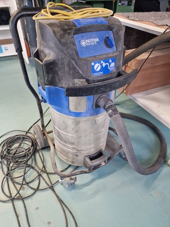 Industriestraubsauger Nilfisk Attix 9 (Gebraucht) in Busswil BE für CHF ...