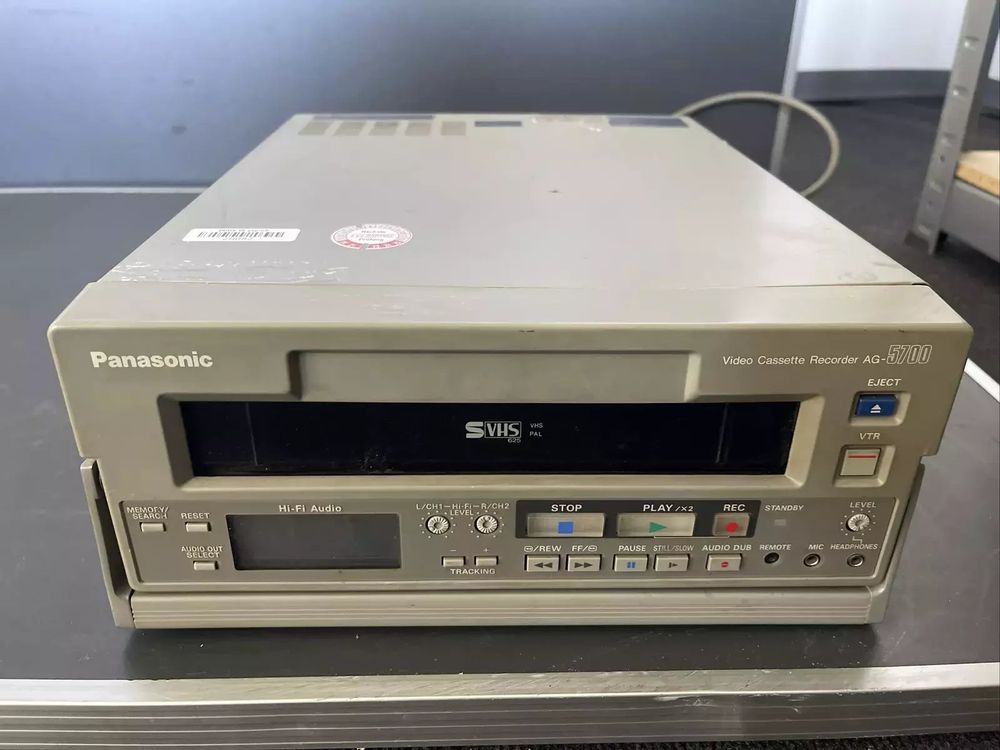 panasonic ag 5700 profi s- vhs portables gerät revidiert | Acheter sur Ricardo