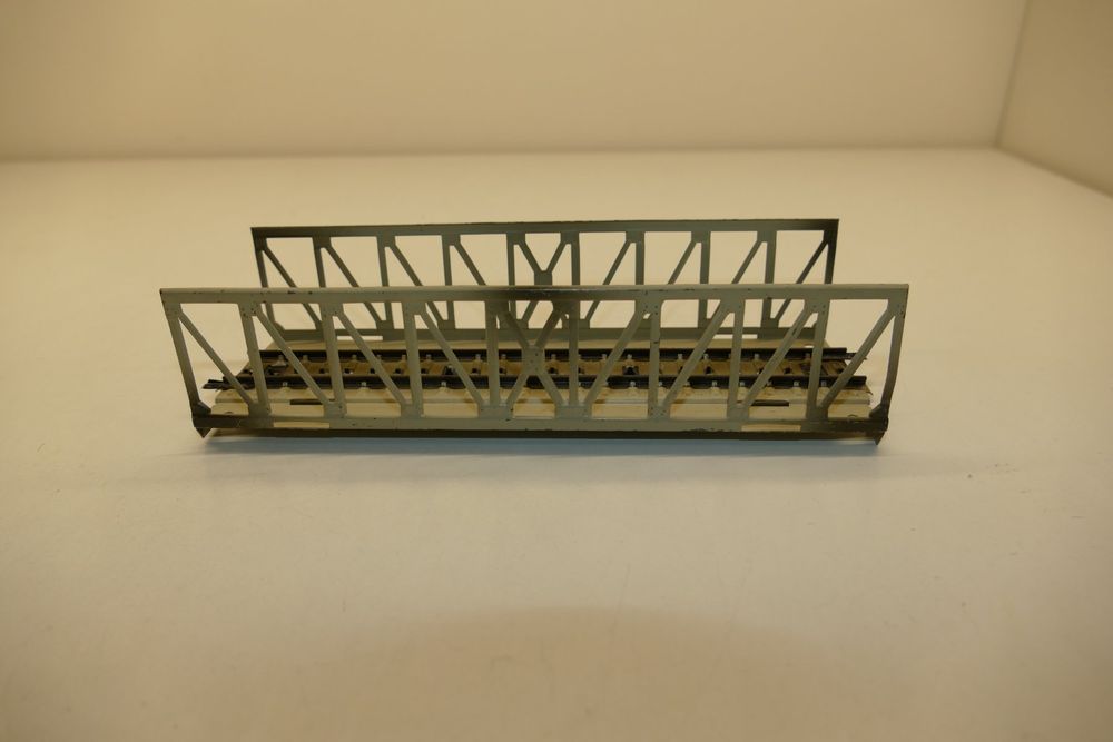 Märklin H0: Gerade Gitterbrücke (K.Nr. 7162) | Kaufen auf Ricardo