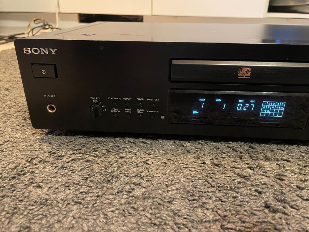 Sony CPD XB720 CD Spieler mit opt. Out (Gebraucht) in Embrach für CHF ...